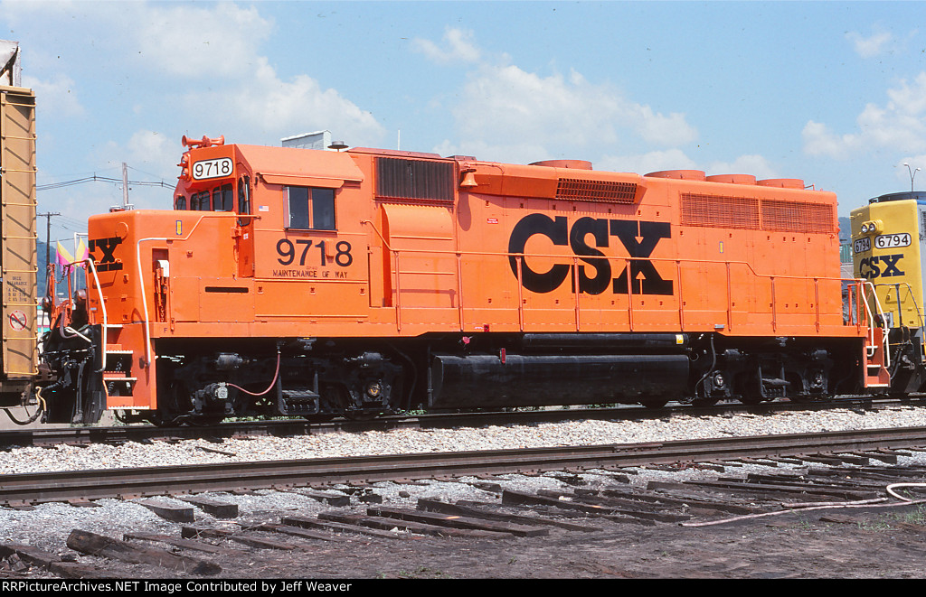 CSXT 9718